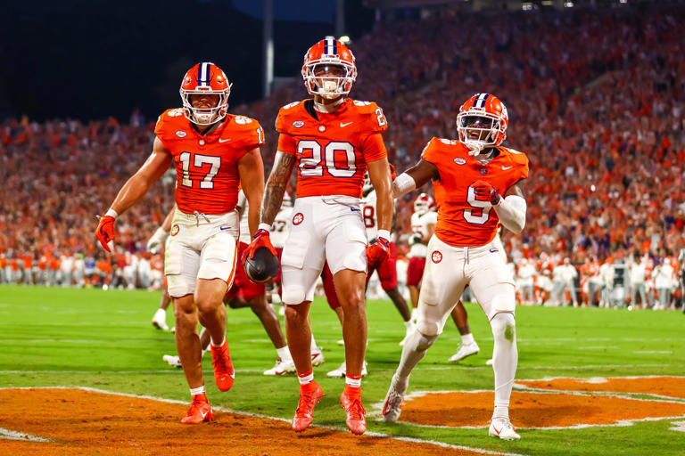 Three Tigers highlight ESPN's 2025 Way-Too-Early college football All ...