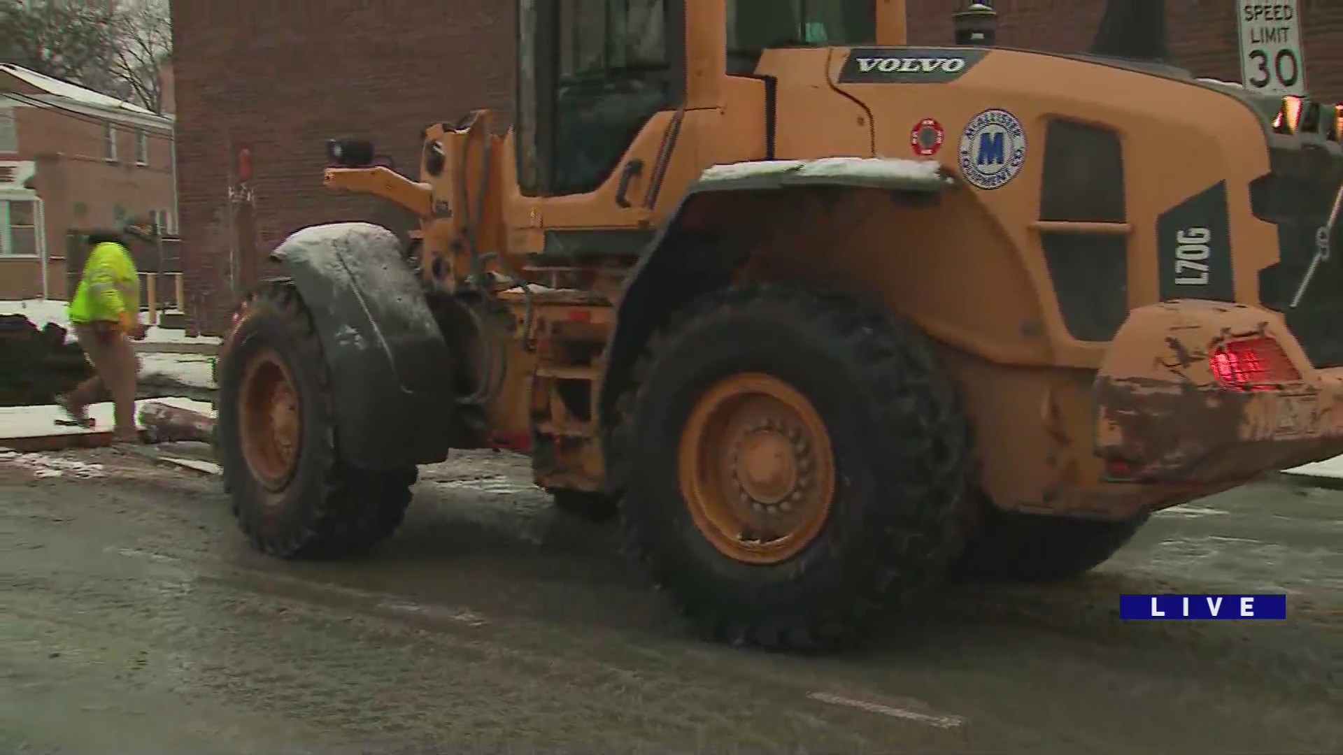 Boil order remains in effect in the north suburbs after major water ...