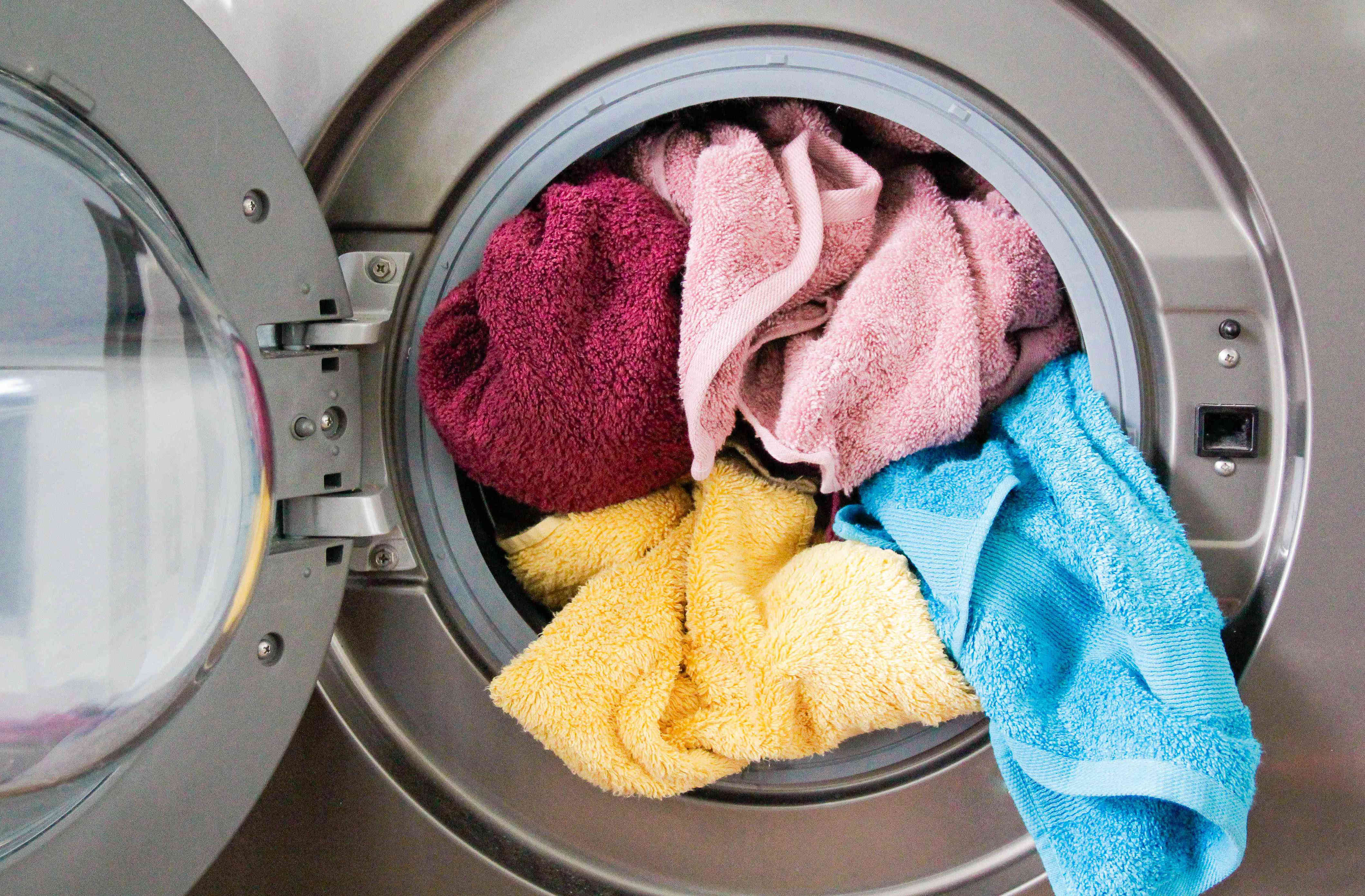 10 Things You Should Never Wash With Towels