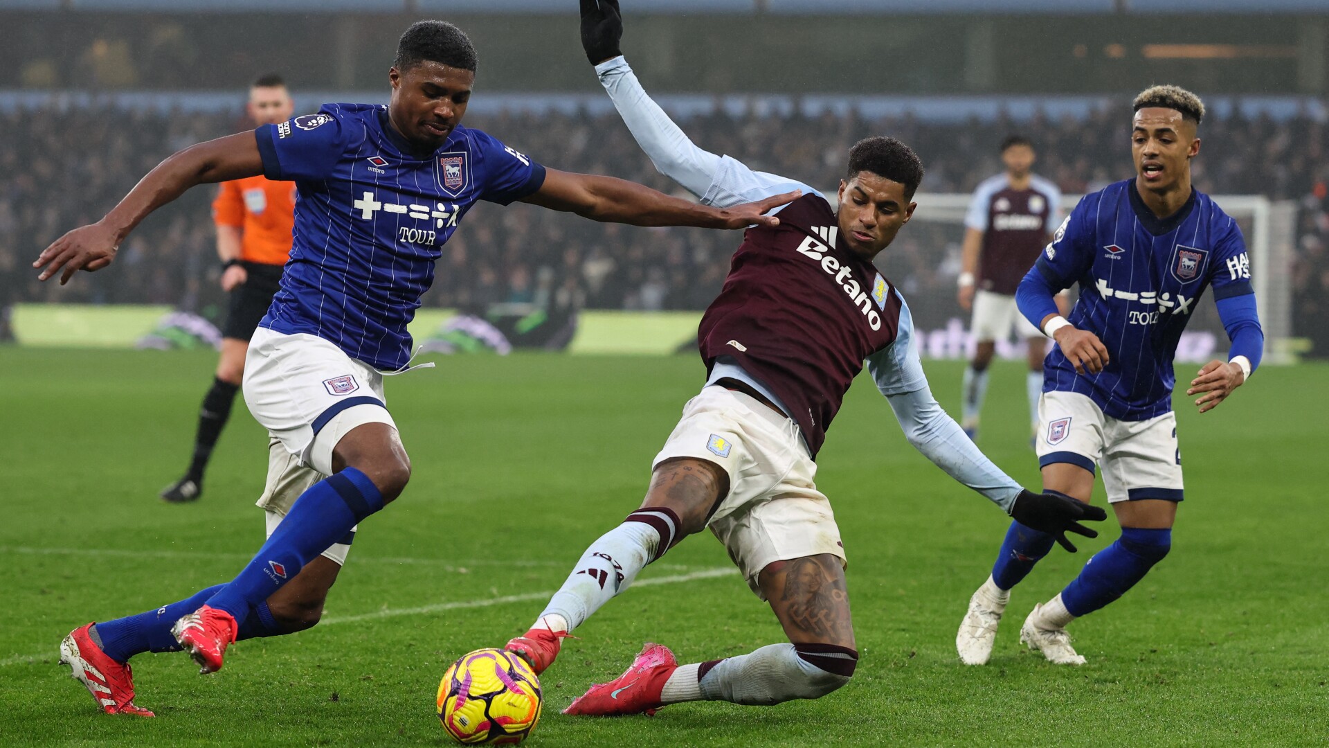 Aston Villa 1-1 Ipswich: Heroic Tractor Boys hang on for draw after red ...