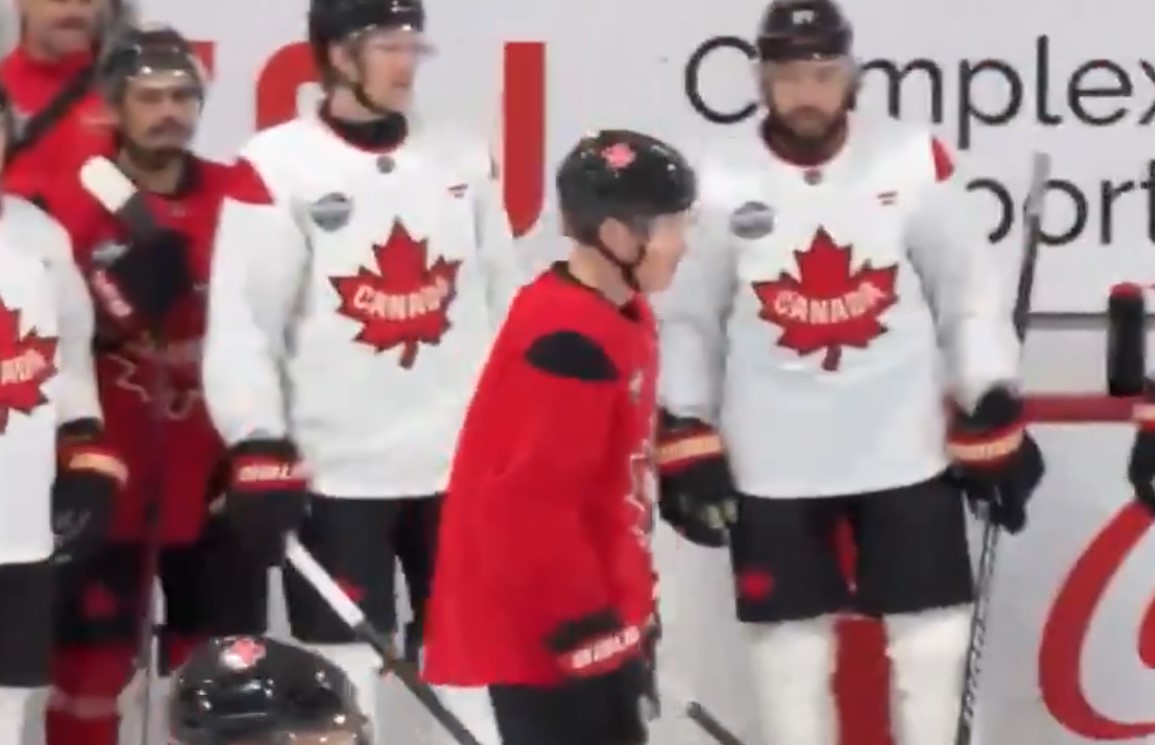 Cale Makar a patiné avec l’équipe canadienne (et Thomas Harley n’a pas ...