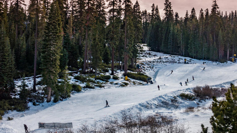 Your Guide To Skiing Lake Tahoe's Top Resorts