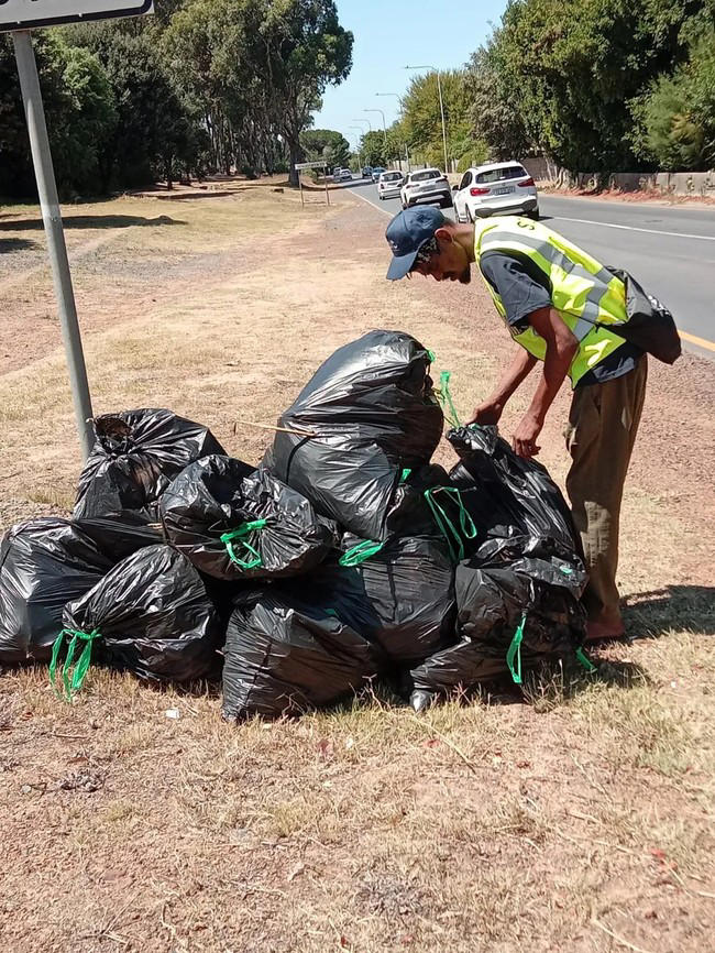 Local entrepreneur promotes change through community cleanup initiative