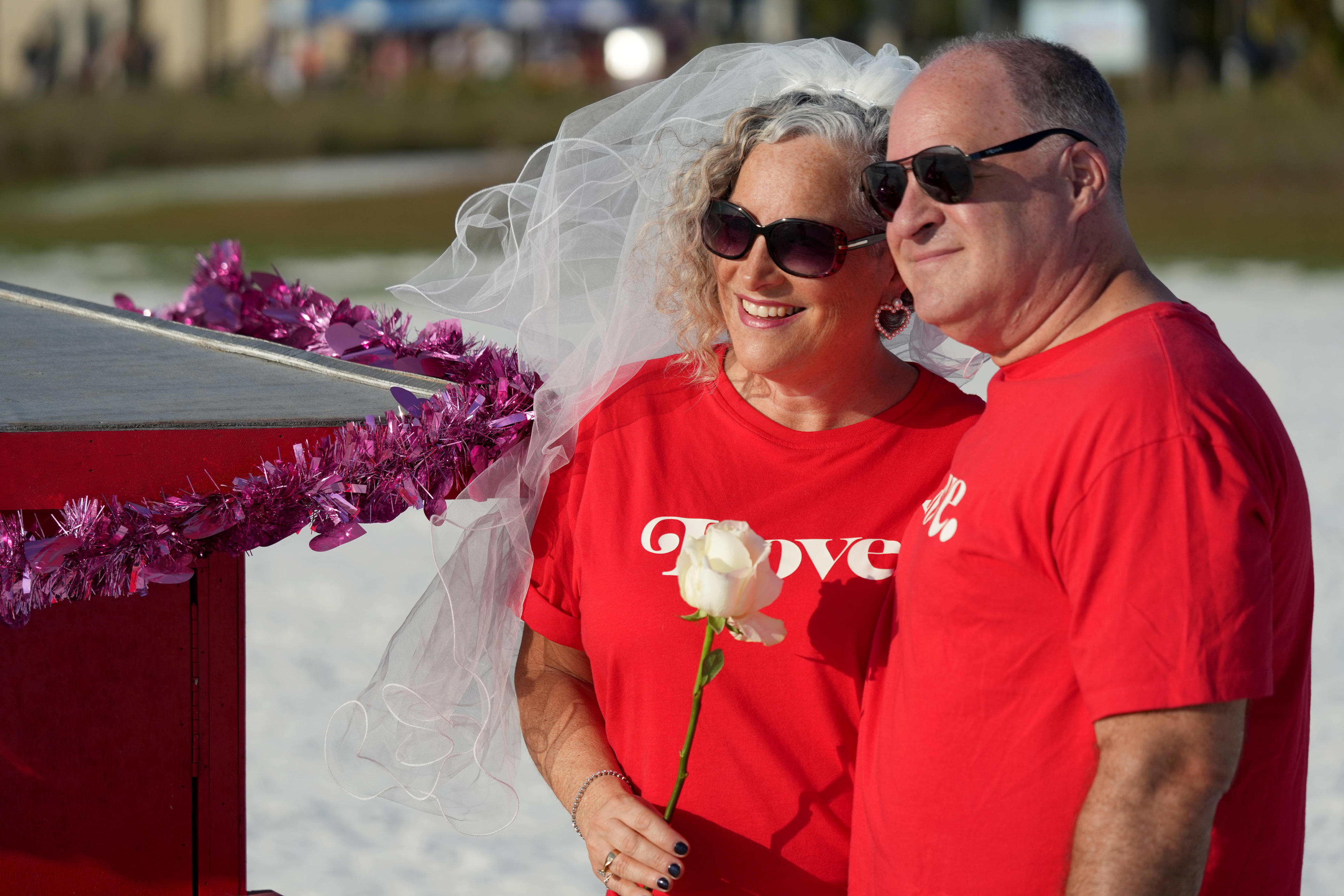 Annual Say 'I Do' Again vow renewal ceremony held in Sarasota