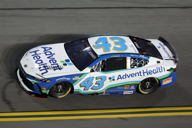 NASCAR at Daytona: Starting lineup for 2025 Daytona 500 and paint ...