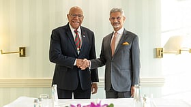 External Affairs Minister S Jaishankar Meets Israeli Counterpart Gideon ...