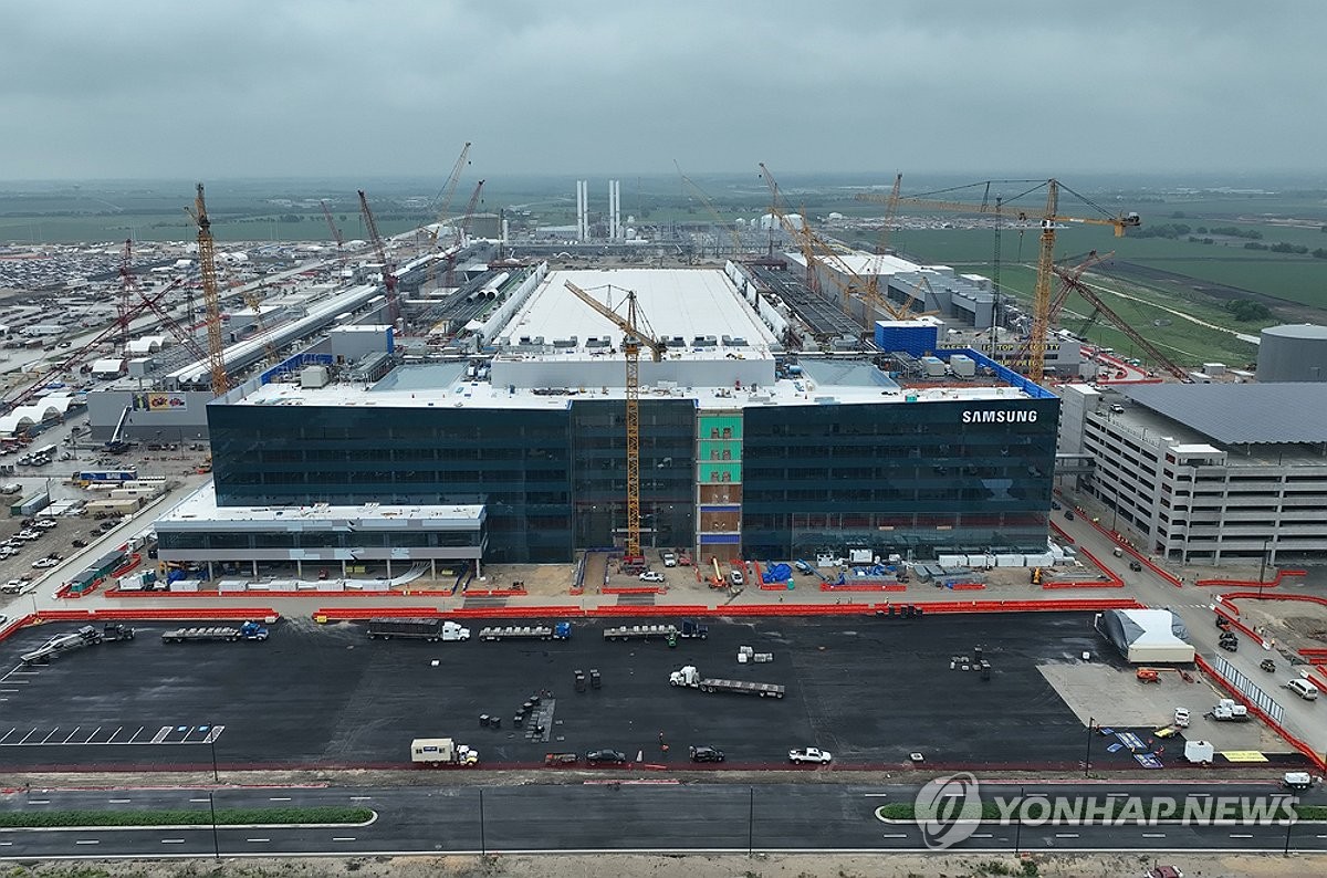 '미국 우선' 외치는 트럼프에…BCG "韓소재·부품·장비엔 기회"(종합)