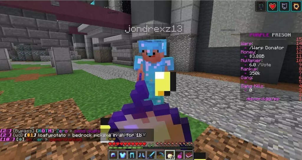 10 Best Minecraft PvP Servers For You to Fight Against Other Players