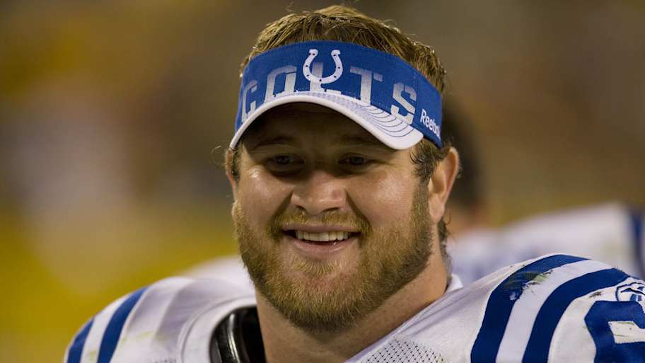 Oregon State Football: DeVan Goes Pro, Cavanaugh Comes Home