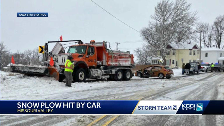 Iowa DOT: Another snow plow struck on Saturday
