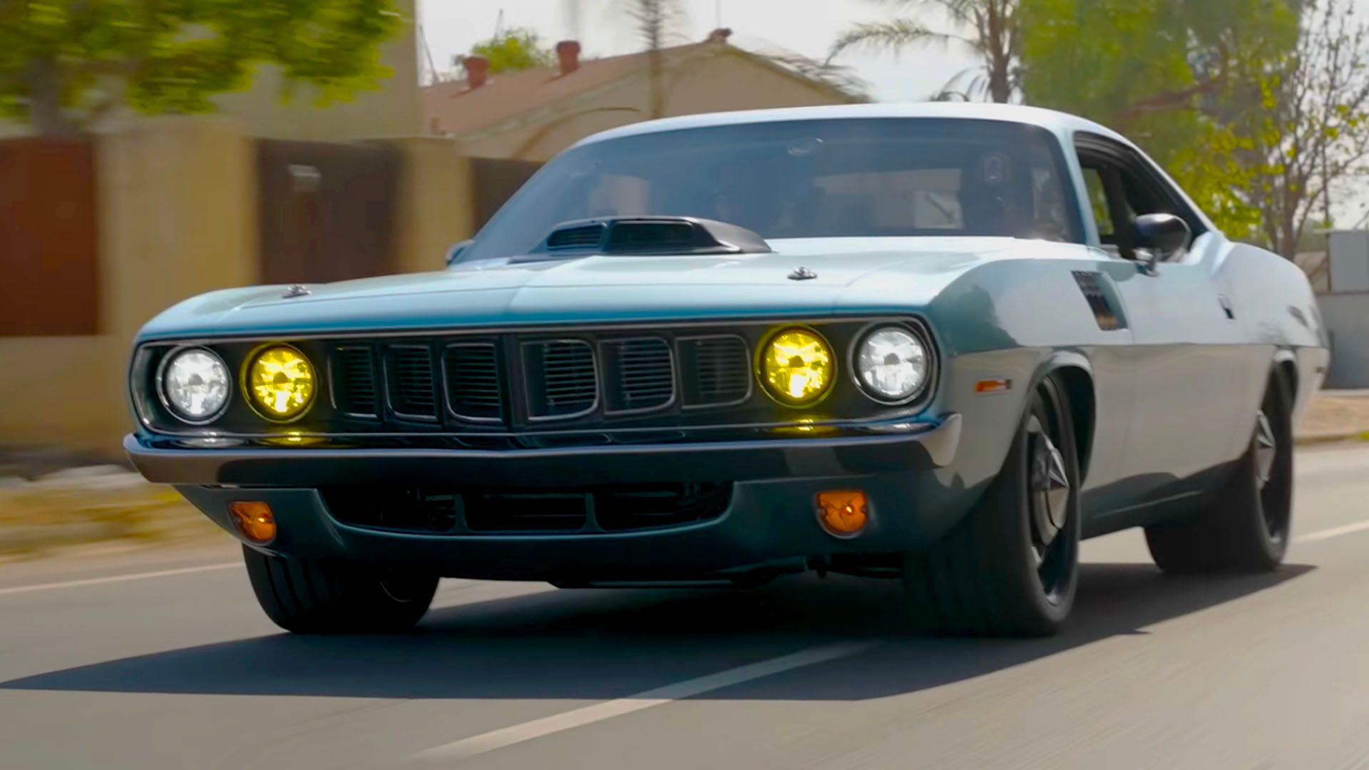 Hellephant Swapped 1971 Plymouth Cuda Restomod Packs A Ridiculous 1,000 HP
