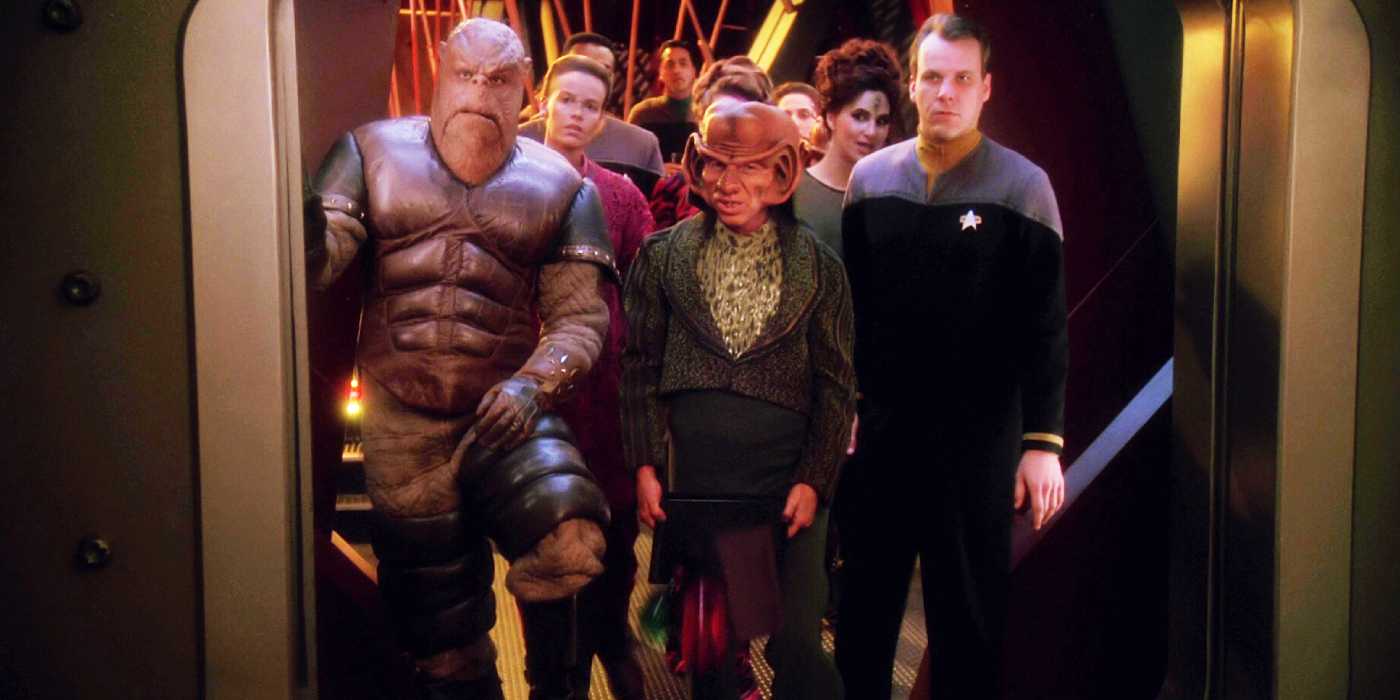 DS9's Star Trek Sets Were Cooler Than Voyager's, But Not For The Reason ...