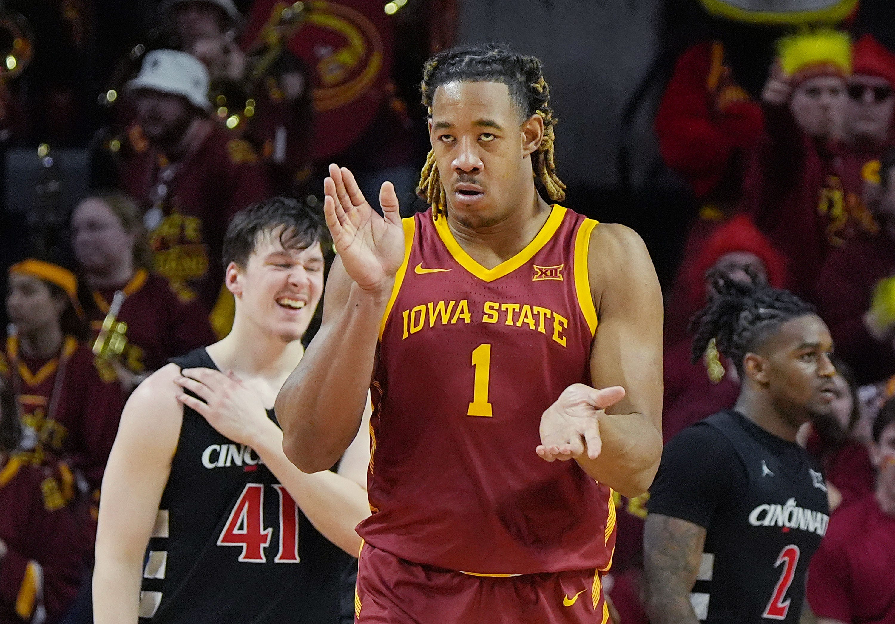 College Basketball Roundup: Top 25 teams deliver amid March Madness ...