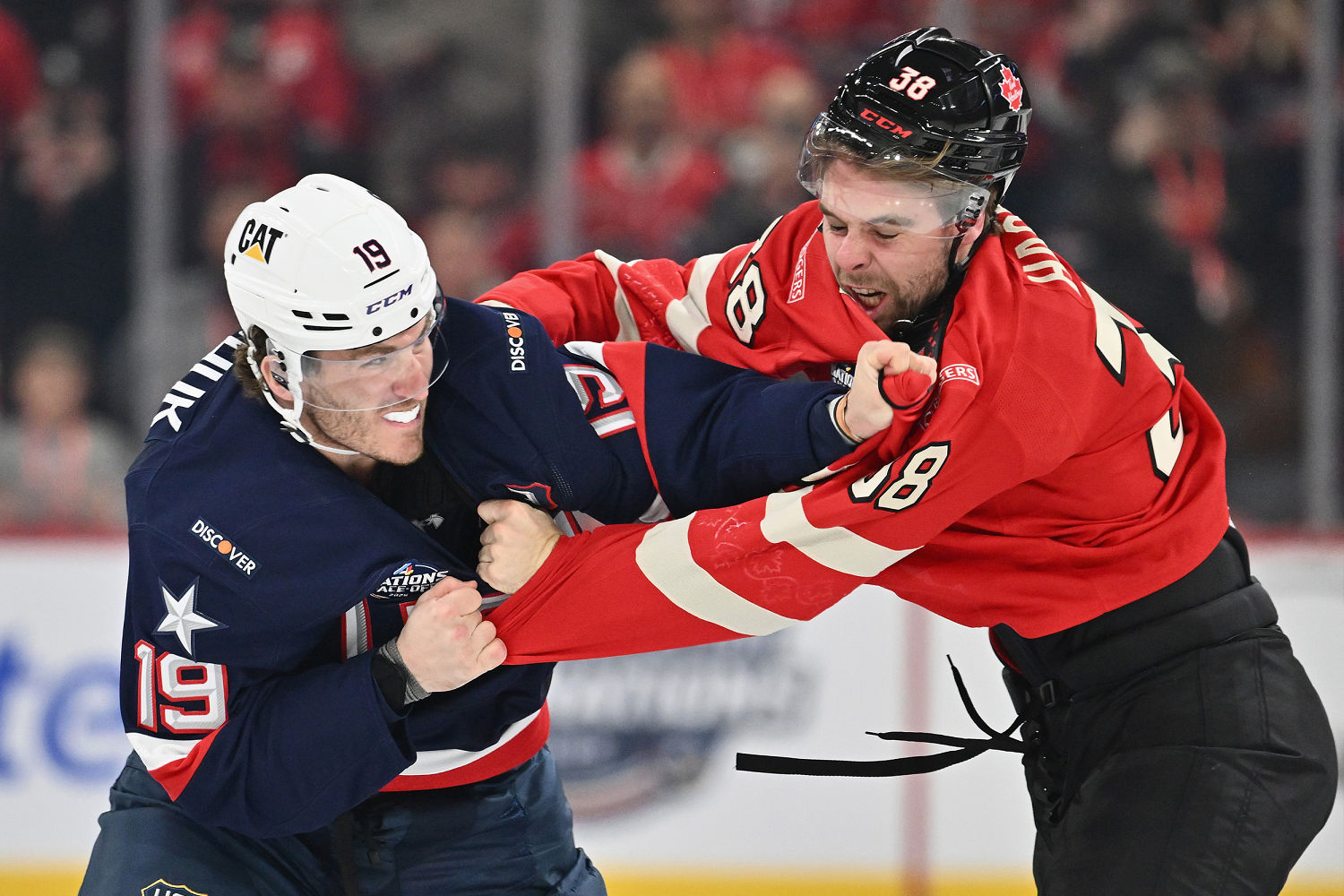 U.S.-Canada hockey game starts with 3 fights in 9 seconds