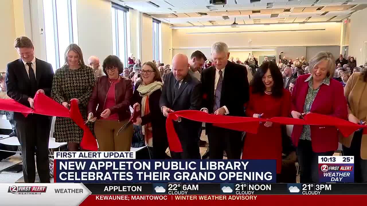 New Appleton Public Library celebrates its grand opening