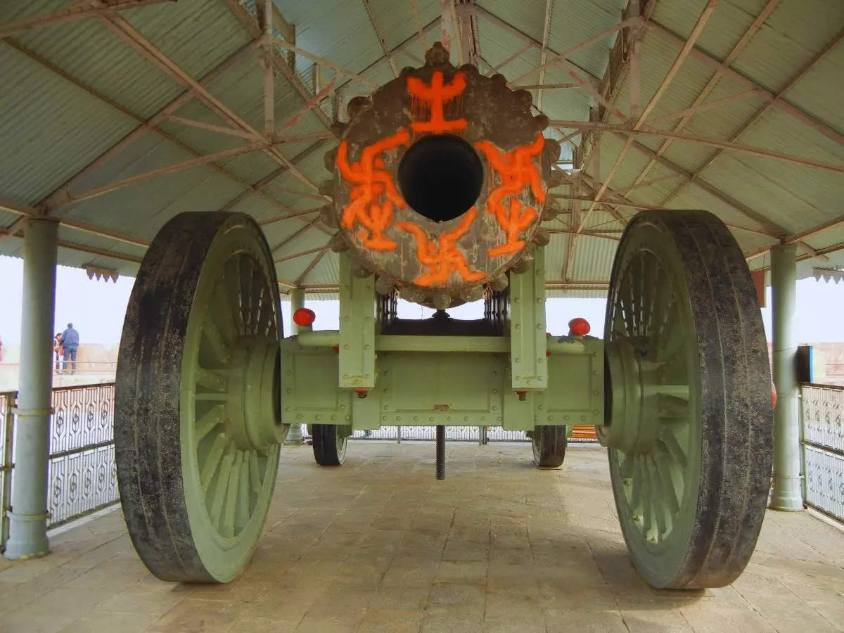 Jaigarh Fort in Jaipur: Home to the largest ‘cannon on wheels’ in the world