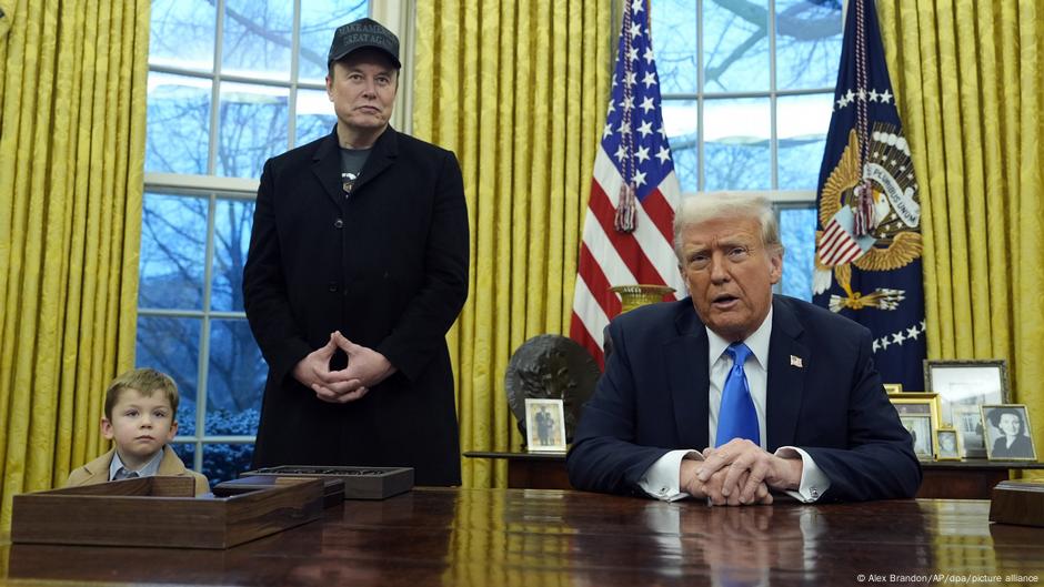 Starlink dla Ukrainy: co jeśli Musk zamknie jej dostęp? Warianty