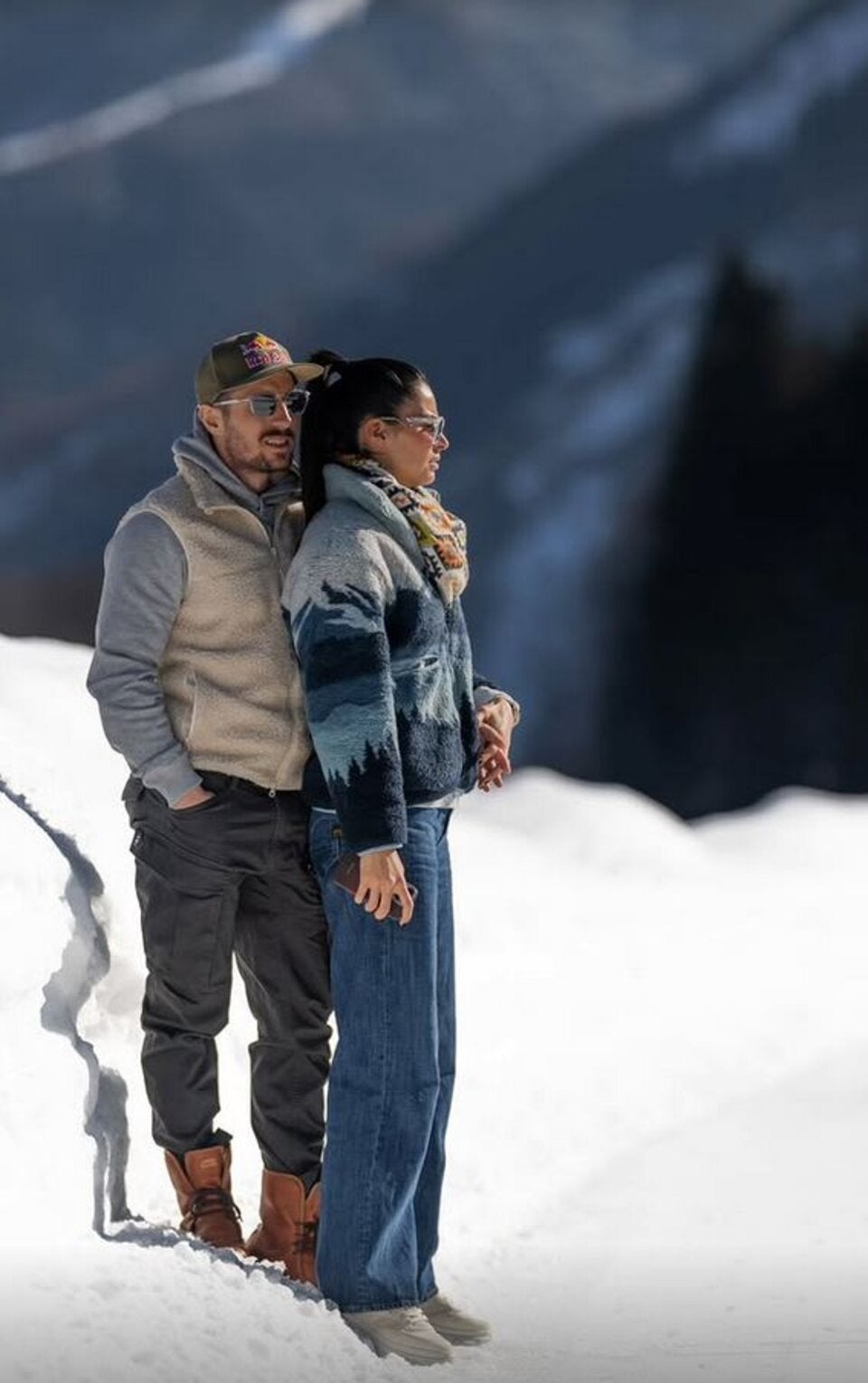 Hirscher mit geheimer Liebesbotschaft mit seiner Lucy?