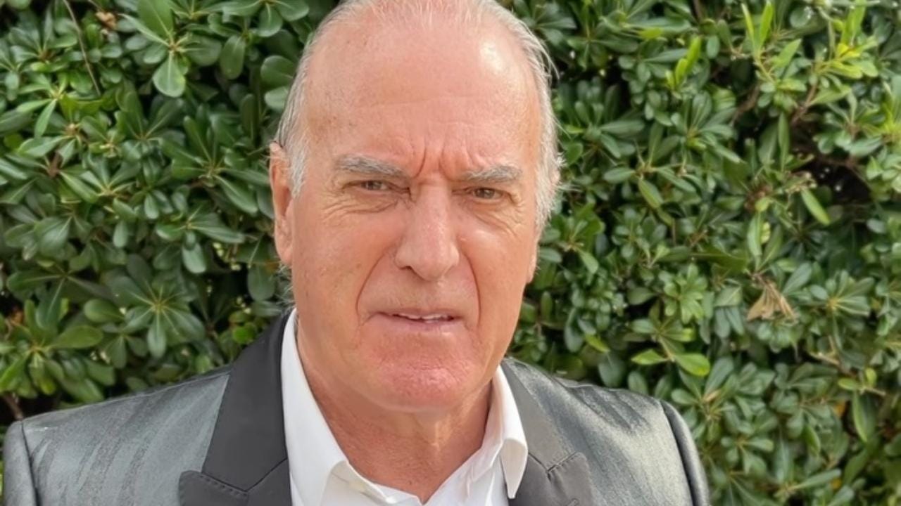 Manuel Pinto Coelho revela por que faz banhos de imersão em água gelada... aos 76 anos!