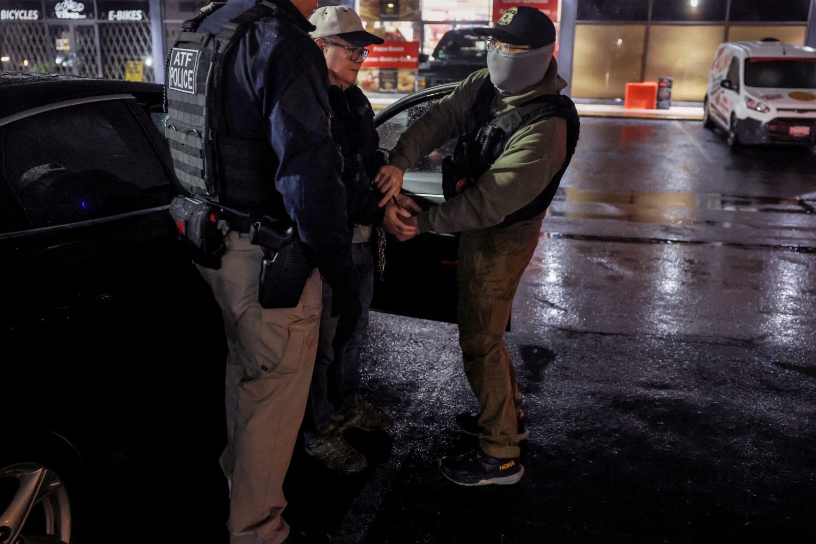 Firings and White House anger as Trump's ICE struggles to hit arrest ...