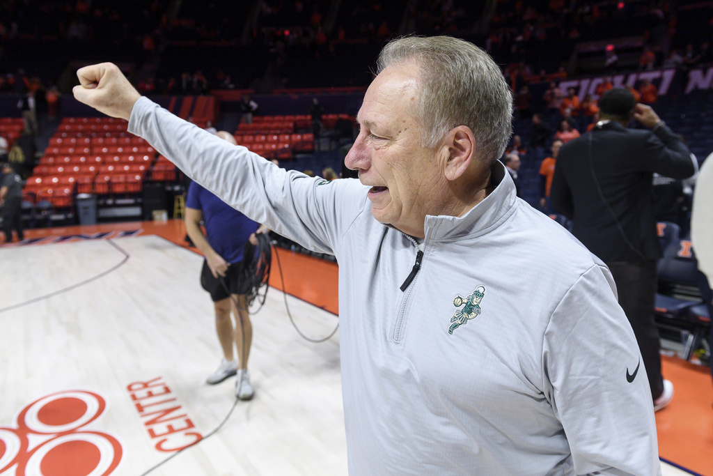 Michigan State coach Tom Izzo passes Bob Knight for most Big Ten ...