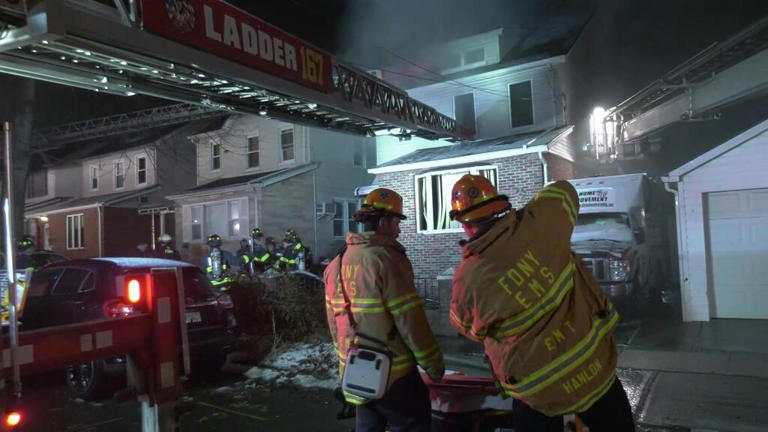 Bayside, Queens fire kills 3 people; FDNY investigating cause