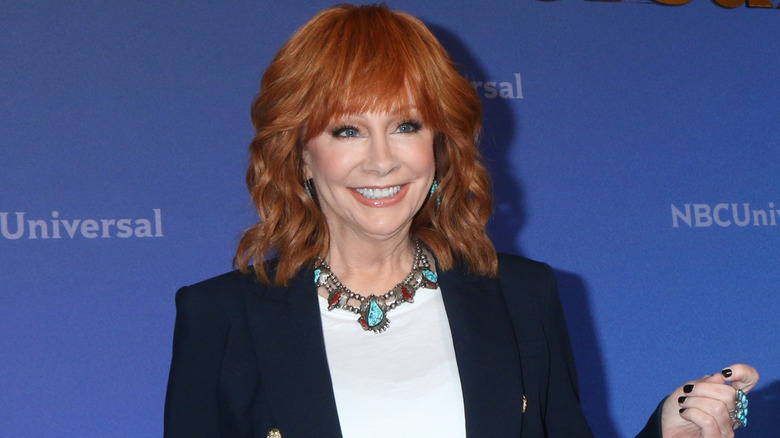 What To Expect When Dining At Reba McEntire's Restaurant, Reba's Place