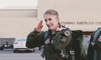 First Female Fighter Pilot Brig. Gen. Jeannie Leavitt on Leadership and ...