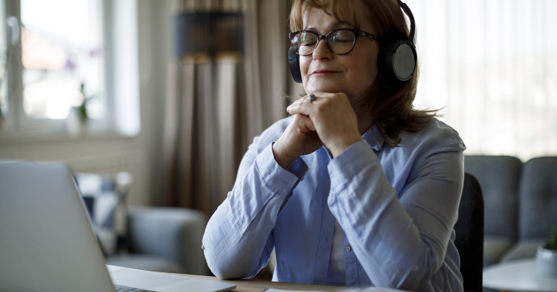 3 subtle signs you need time off from work, says psychologist—and how ...