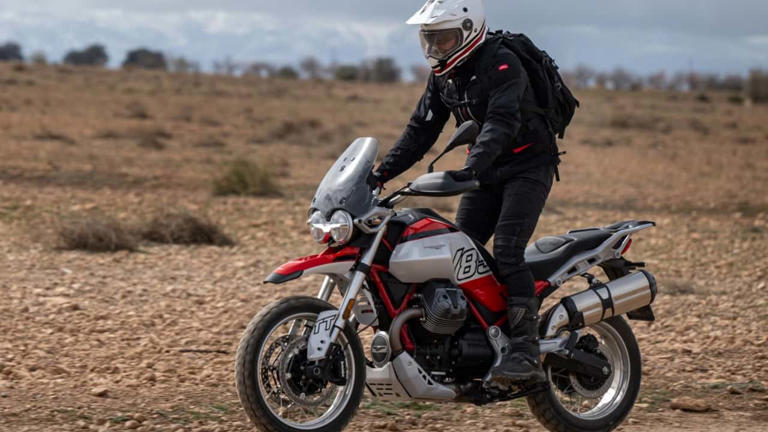 This Rosso Fuji Livery For the Moto Guzzi V85TT Is Pure Eye Candy