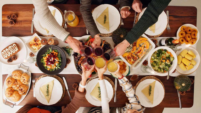 Woman Refuses to Let Her Friend Bring a Child to Her Adult Dinner Party ...