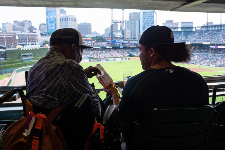 I saw something beautiful on Chet Lemon's 70th birthday. Tigers fans ...