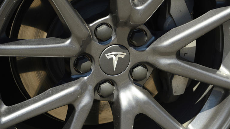 Tesla Color Guide: Paint Codes, Finish Types, And How Much They Cost