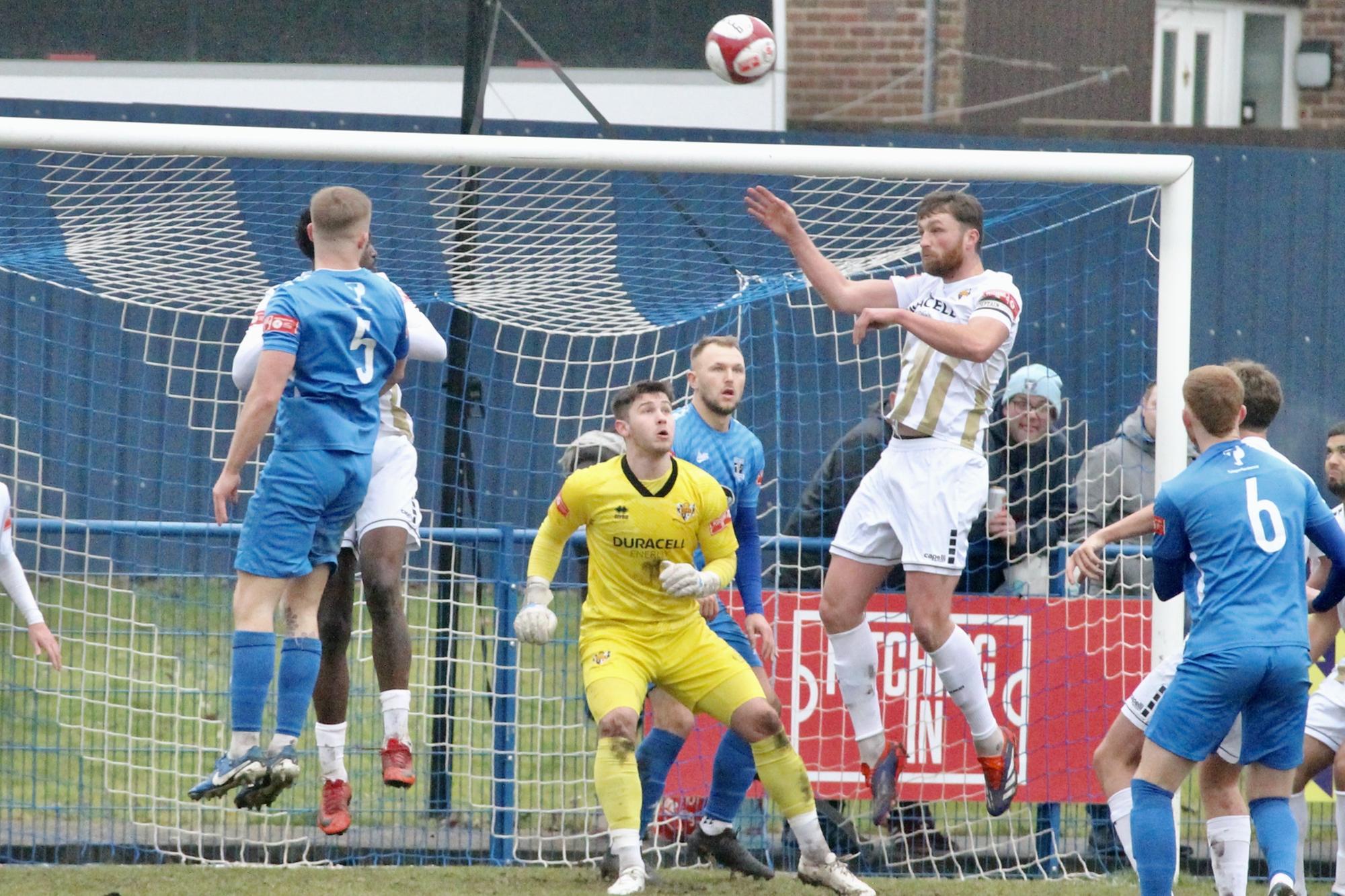 Relegation battlers Bridlington Town lose 3-2 on the road at play-off ...