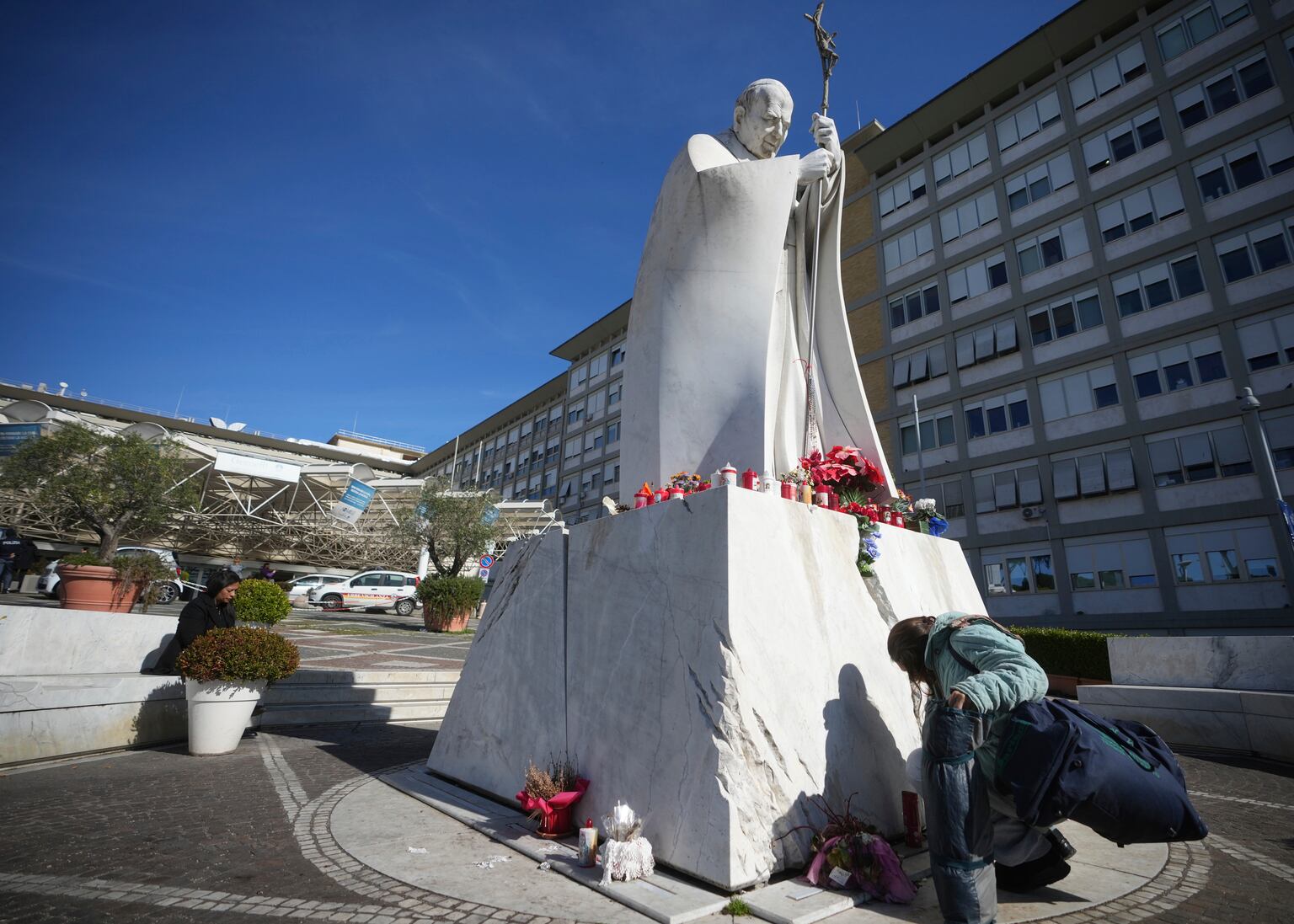 Pope eating and reading after second night in hospital