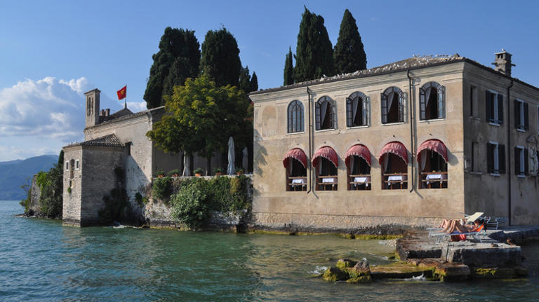Italy's 'Hidden Paradise On Lake Garda' Is An Authentic Shoreside Town ...