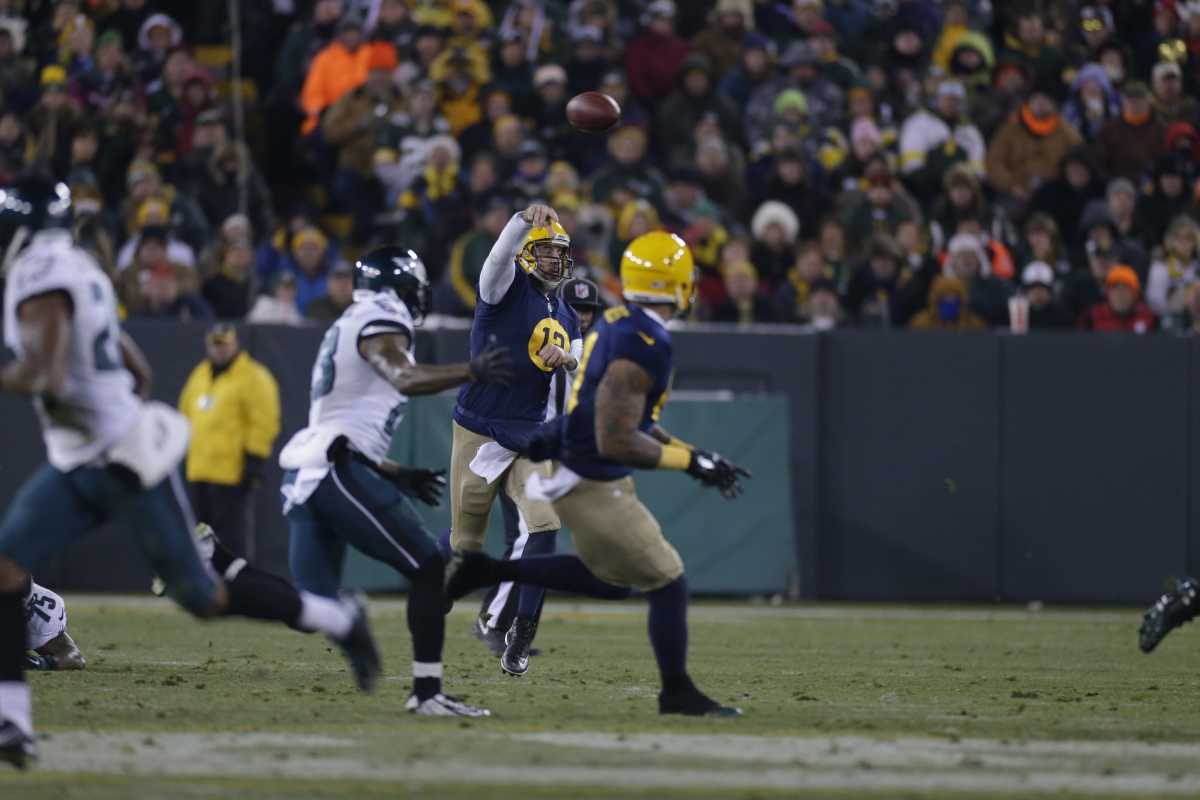 Insider Rules out Raiders Signing $112 Million QB