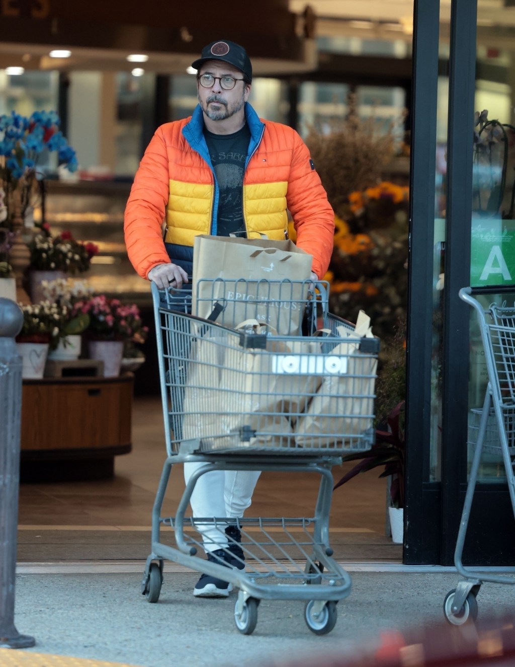 Dave Grohl’s baby mama Jennifer Young is a horror movie producer who ...