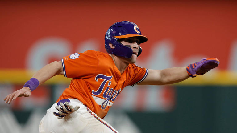 No. 4 Tigers Rally To Top Golden Bears 6-4