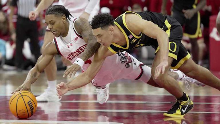 Oregon Ducks Upset No. 11 Wisconsin Badgers: NCAA Tournament Implications