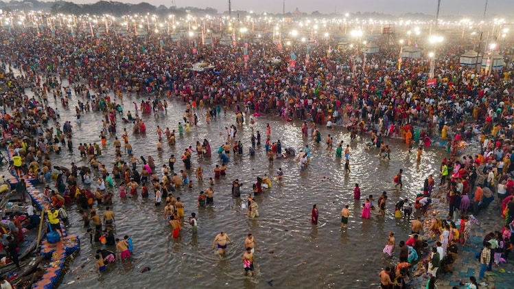 Ganga kills germs 50 times faster: Study finds 1,100 bacteriophages ...