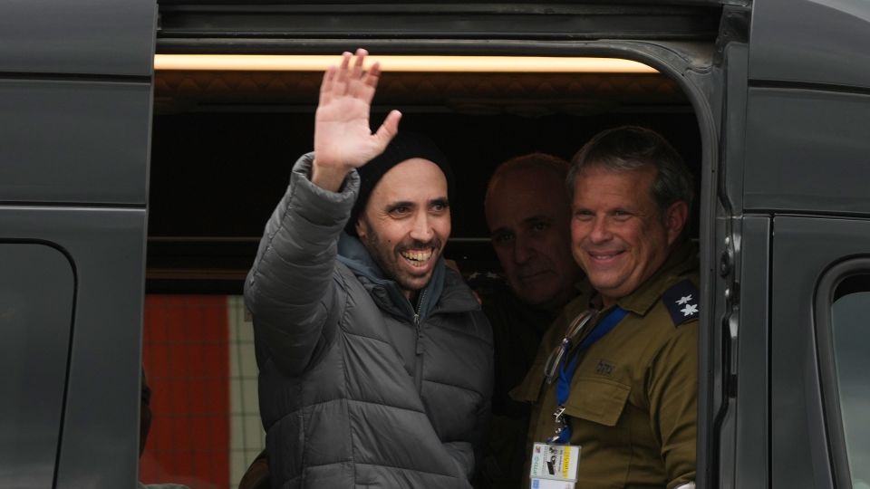 Israel delays release of hundreds of Palestinian detainees following ...