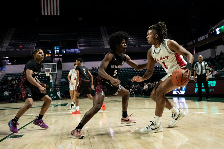 Trey McKenney, Michigan Wolverines signee, named 2025 Michigan Mr ...