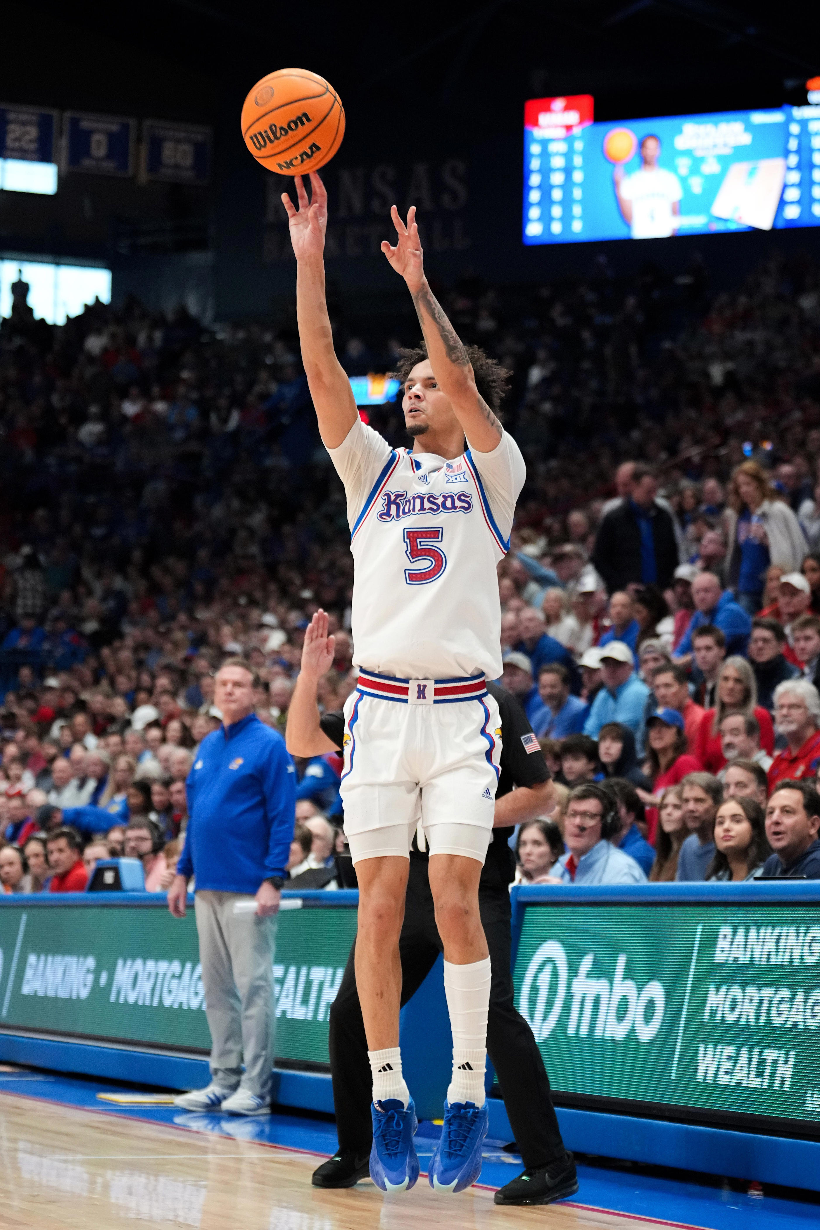 Hometown star Zeke Mayo is eager to represent Kansas basketball during ...