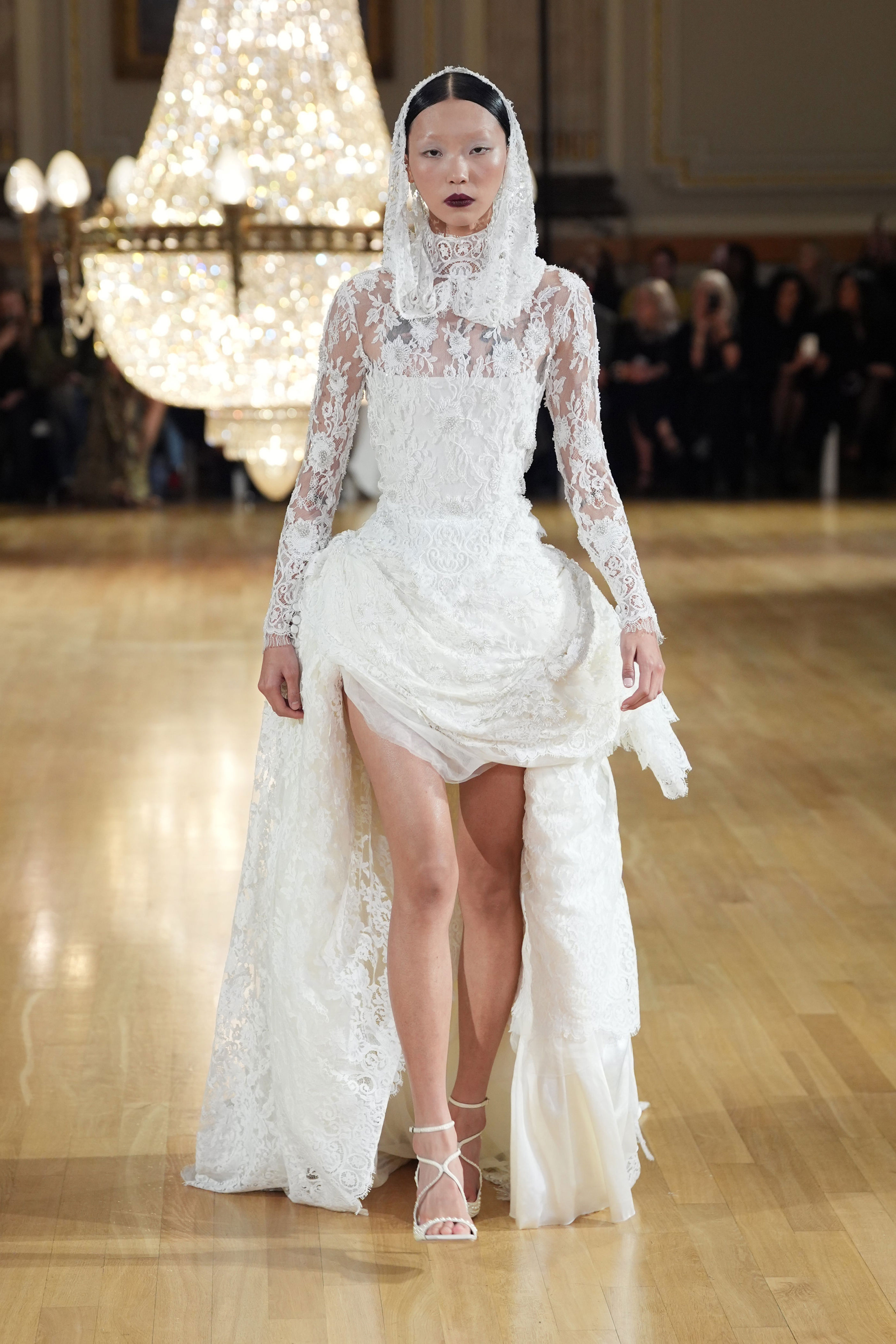 Kate Moss’s favourite vintage supplier presents party-perfect ...