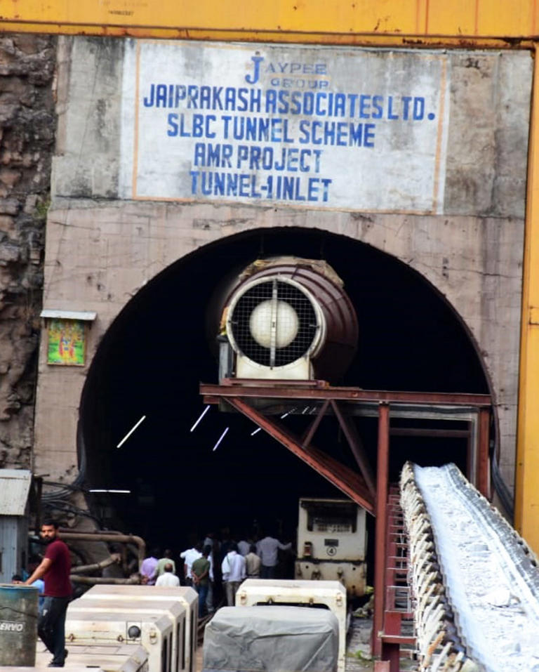 Telangana tunnel collapse: Experts from GSI, NGRI roped in to assess ...