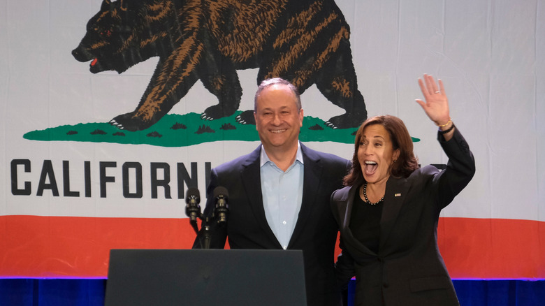What Life Looks Like For Kamala Harris And Doug Emhoff Since Leaving ...