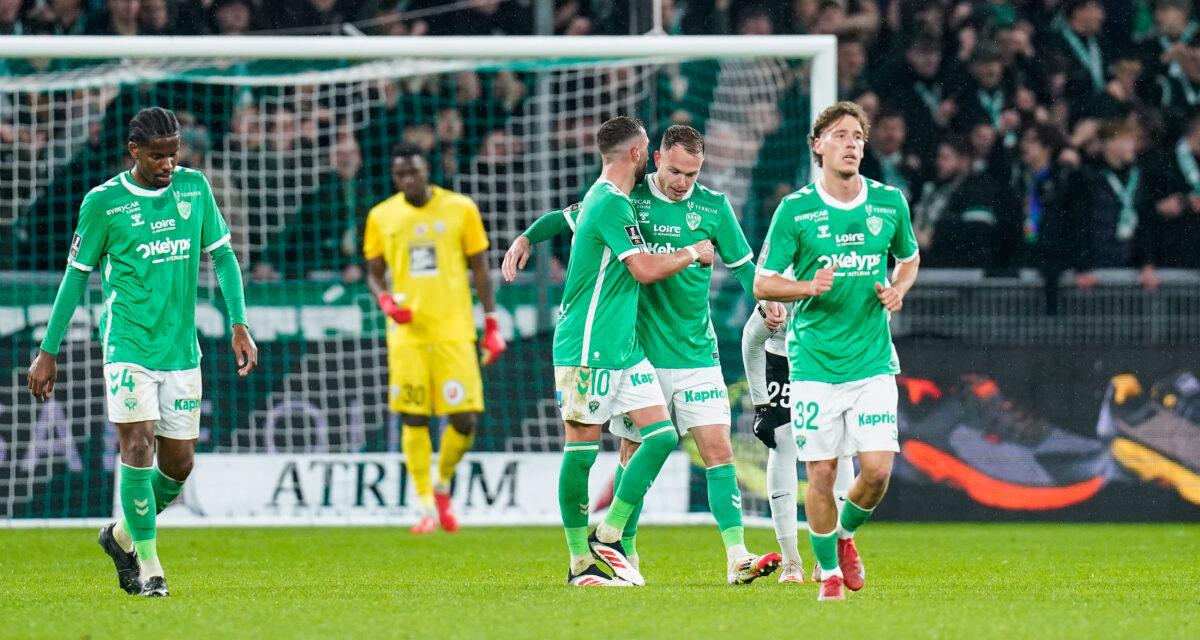 Au terme d’un match fou, l’ASSE douchée par Angers
