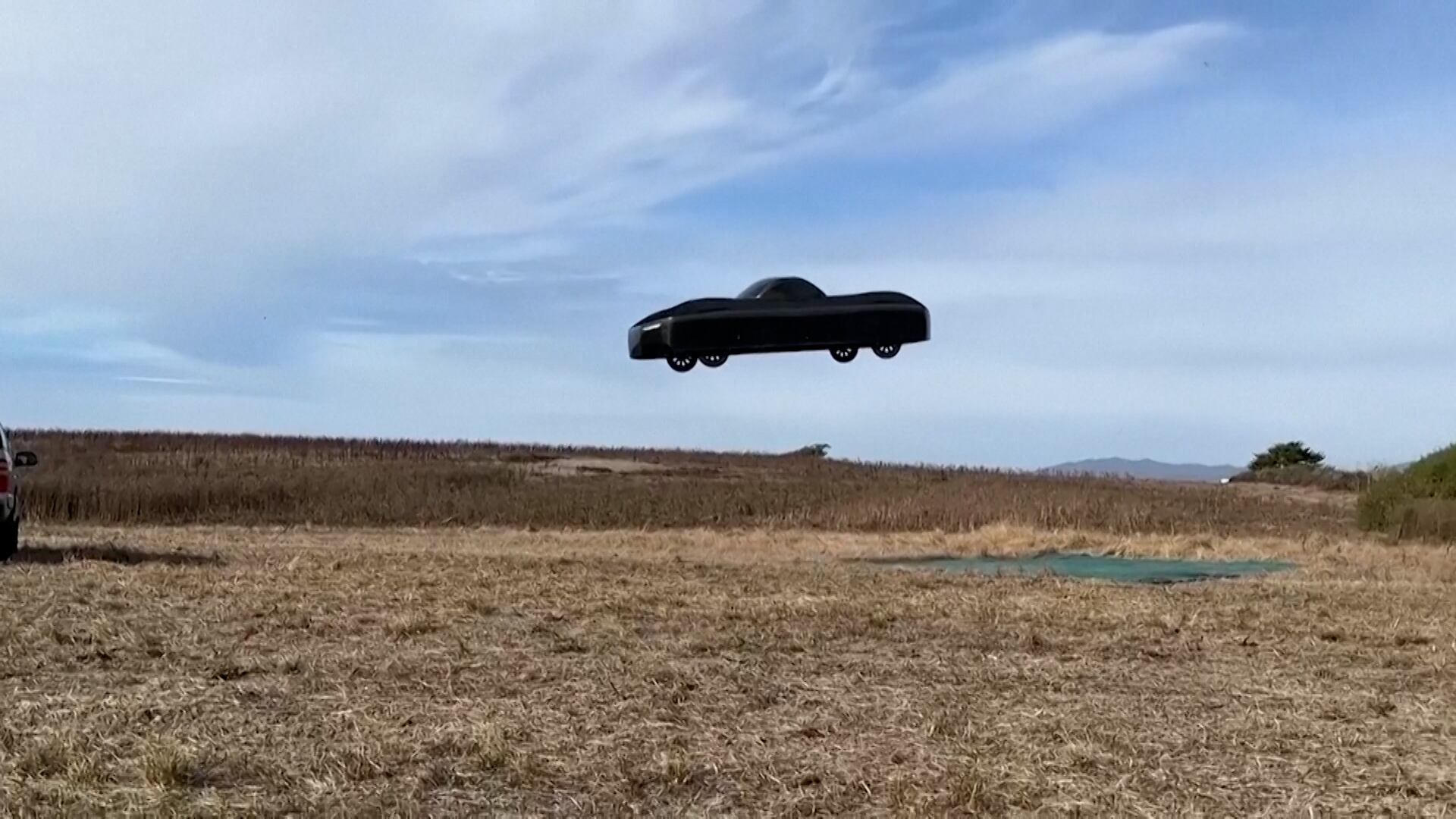 El futuro es hoy: Presentan el primer auto volador del mundo