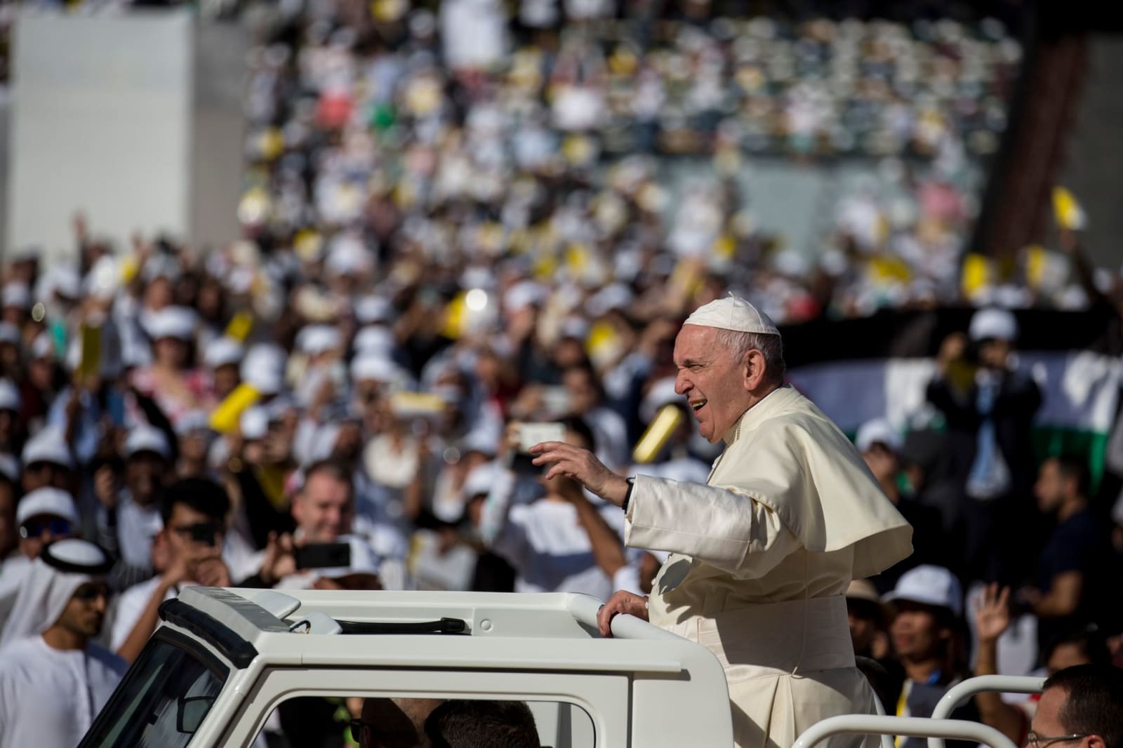 Pope's condition has worsened, doctors say
